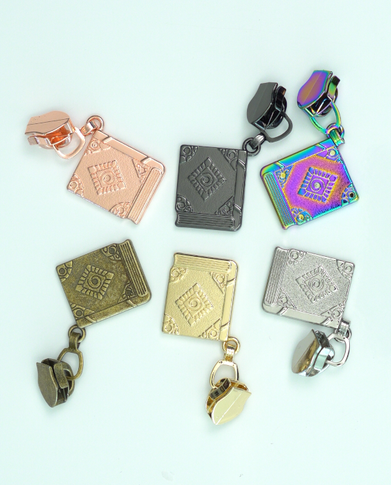 #5 Book Zipper Pulls - Sew Sweetness